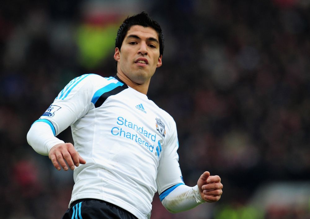 Liverpool to offer Suarez new contract