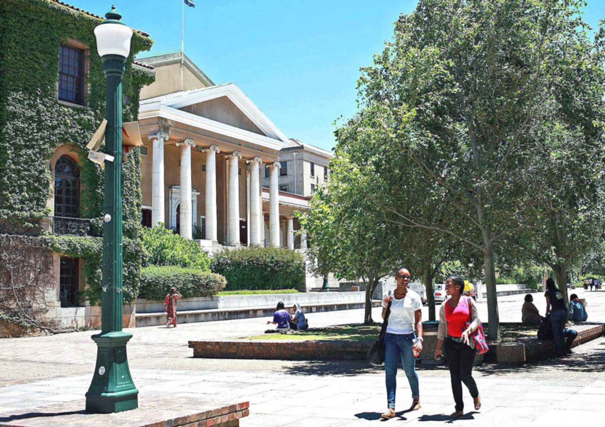 UCT lecture disrupted by Rhodes Must Fall