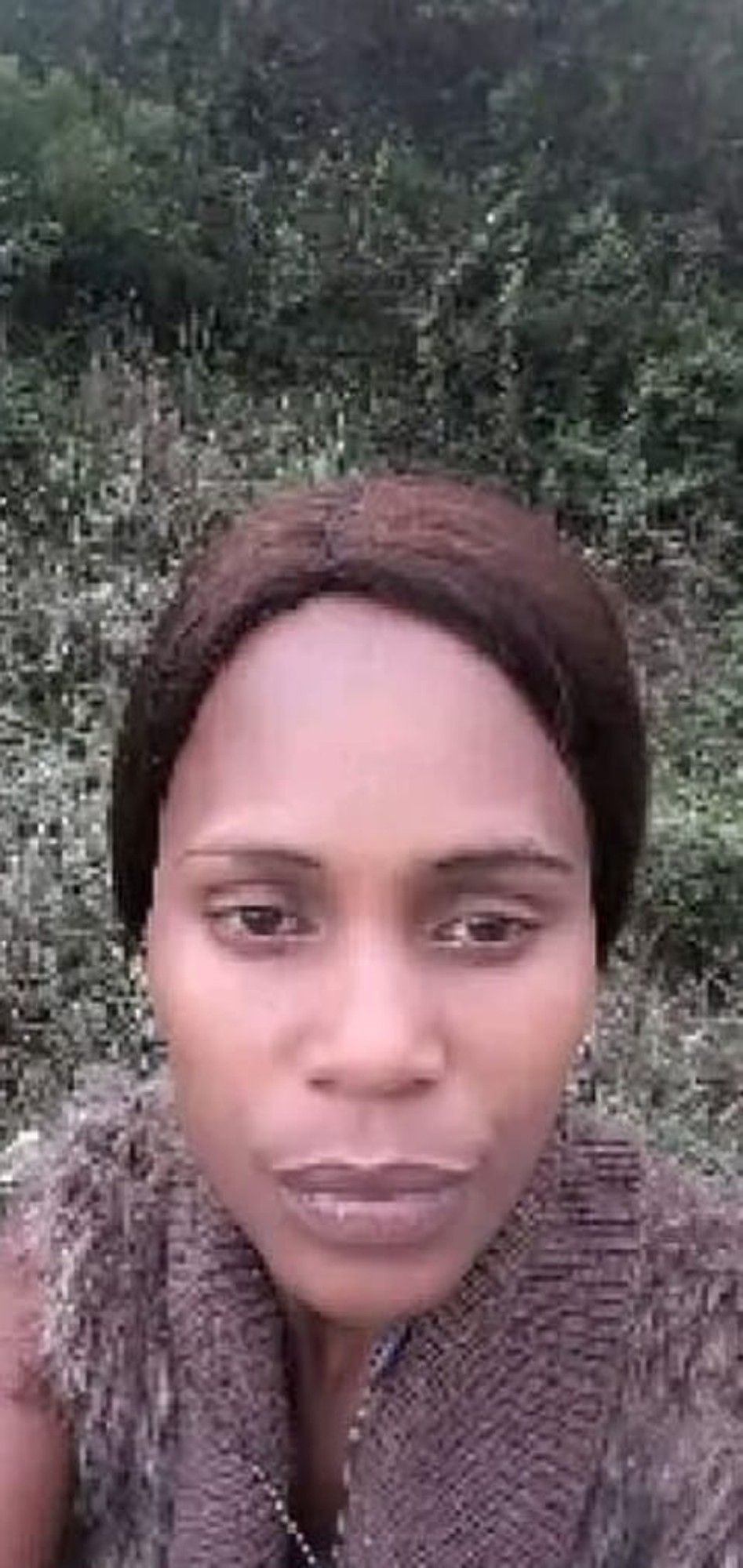 Udukuza ebumnyameni umndeni ‘ngesoka elibulale intombi’