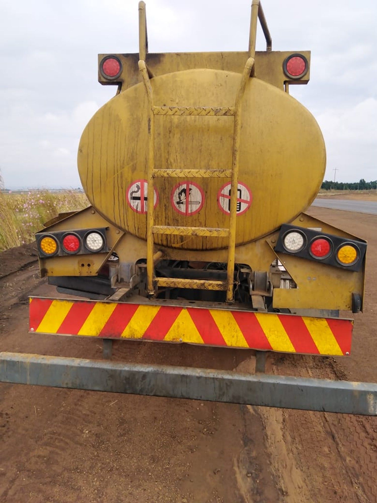 Crime intelligence cop shot dead, his colleague seriously injured while ...