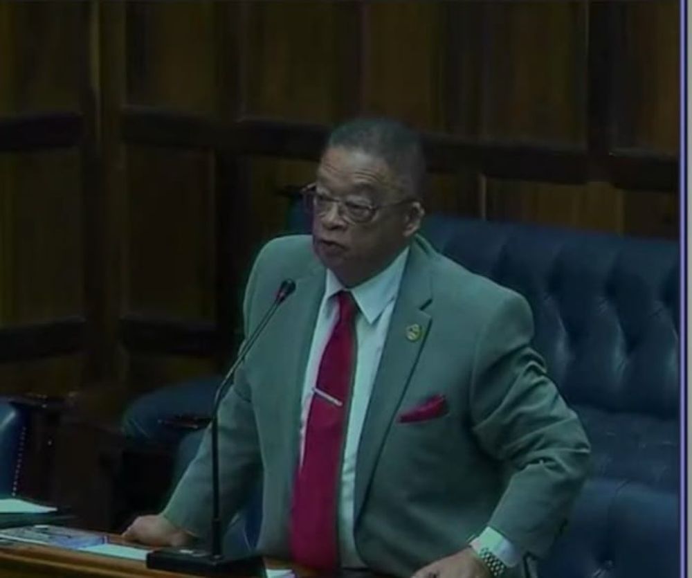 Peter Marais expelled for a day from legislature after no apology for ...