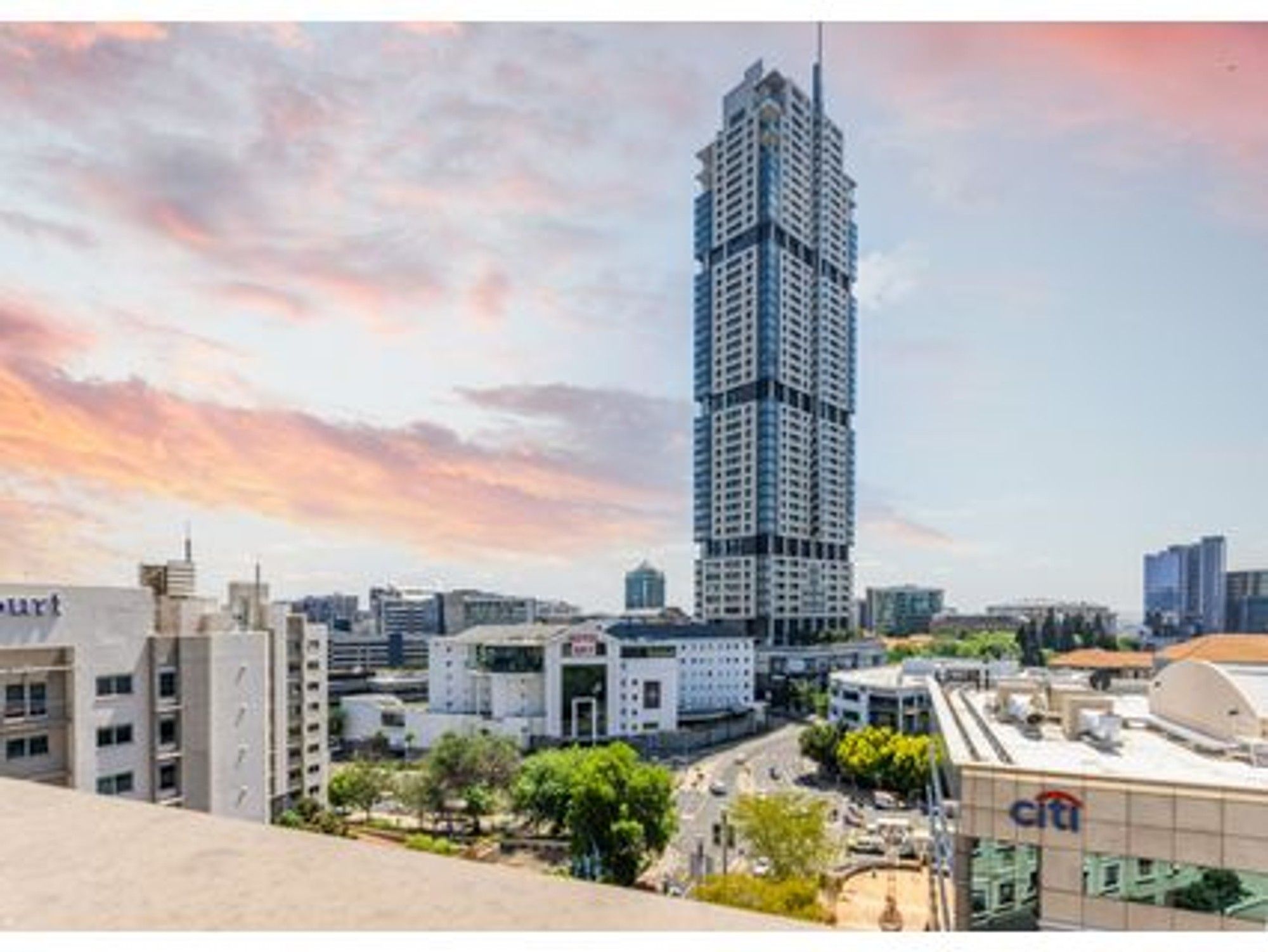 LOOK: This R45m Sandton penthouse - with a butler’s suite - has to be ...