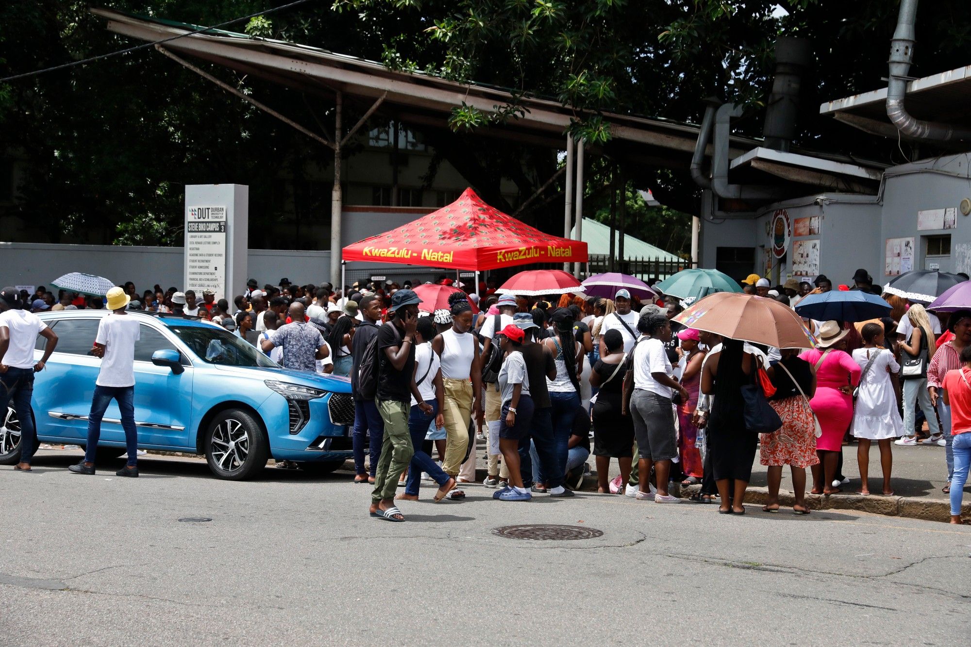 DUT moves to online lectures amidst student protests