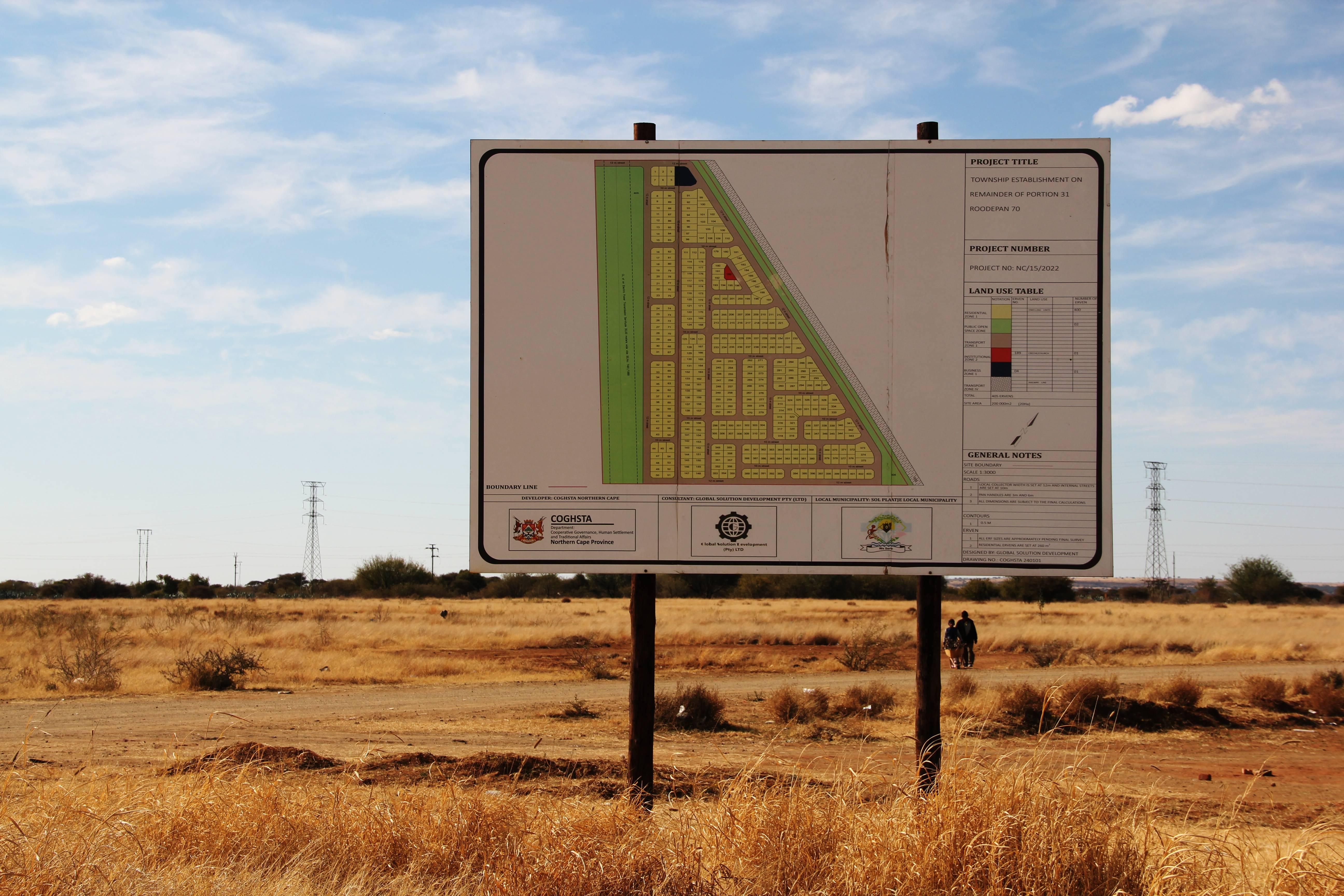 Roodepan sewerage expansion sparks fears for Kamfers Dam’s fragile ...