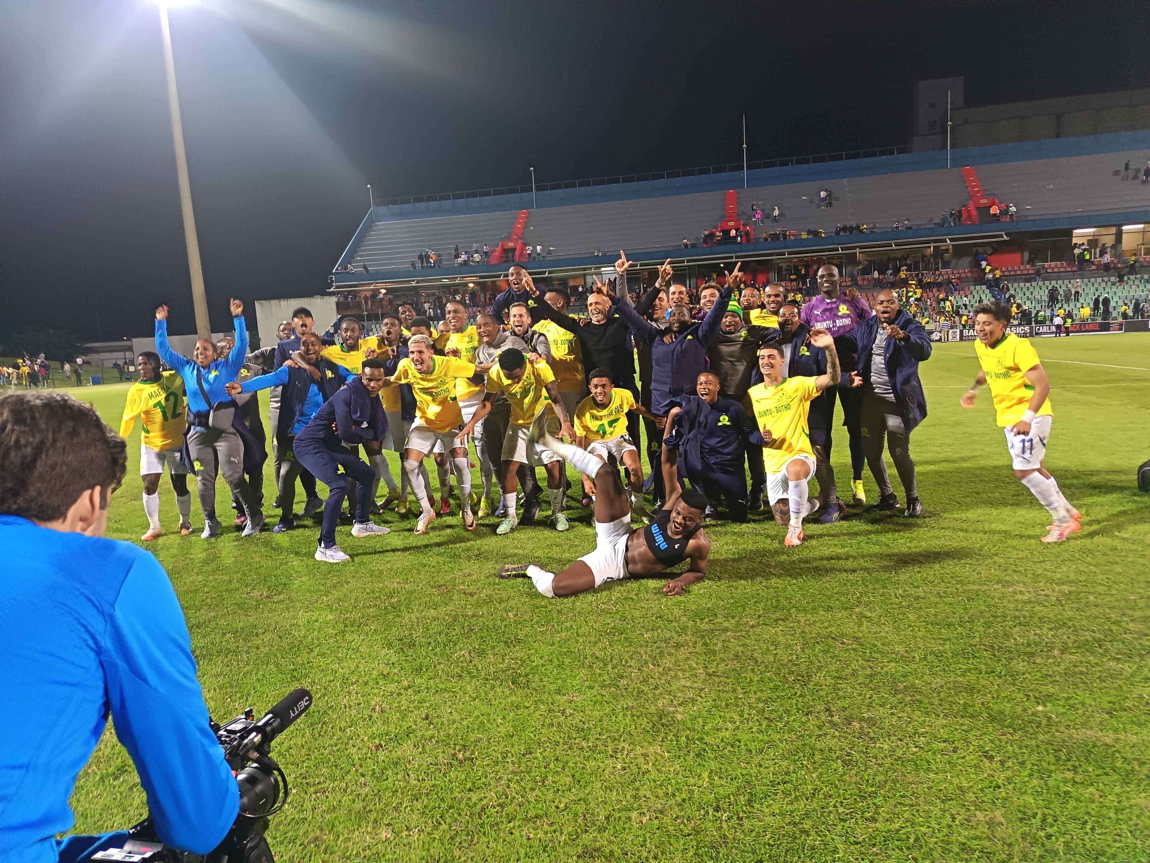 UMiguel Cardoso uzityande igila ngeentshatsheli ezintsha zeBetway ...