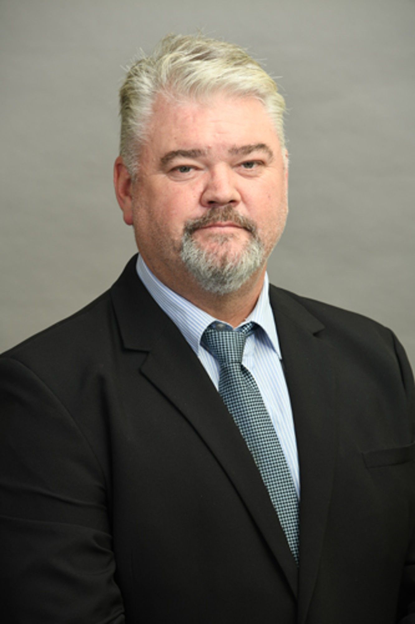 Transforming the Zulu Royal House Trust: Lessons from the Royal ...