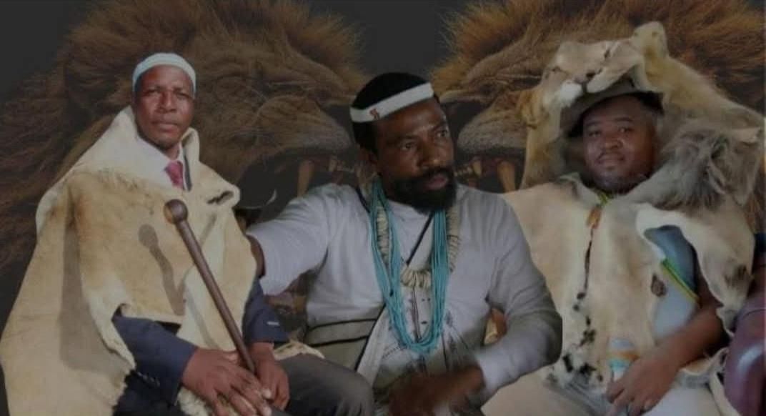 Zidibene eSiphaqeni emaMpondweni iiKumkani zeMpuma Koloni