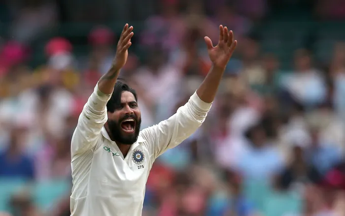Struggling Australia throw away wickets in big run chase