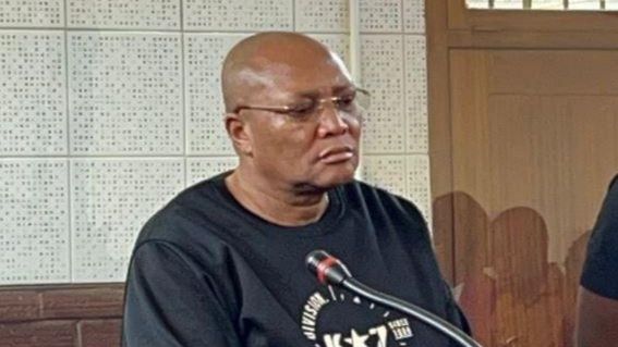 Ibohlololo kuhlehla ukukhishwa kwesinqumo ecaleni lenkosi