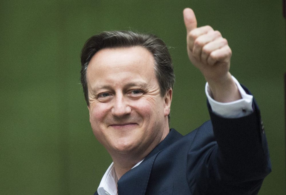 Cameron sweeps to shock triumph