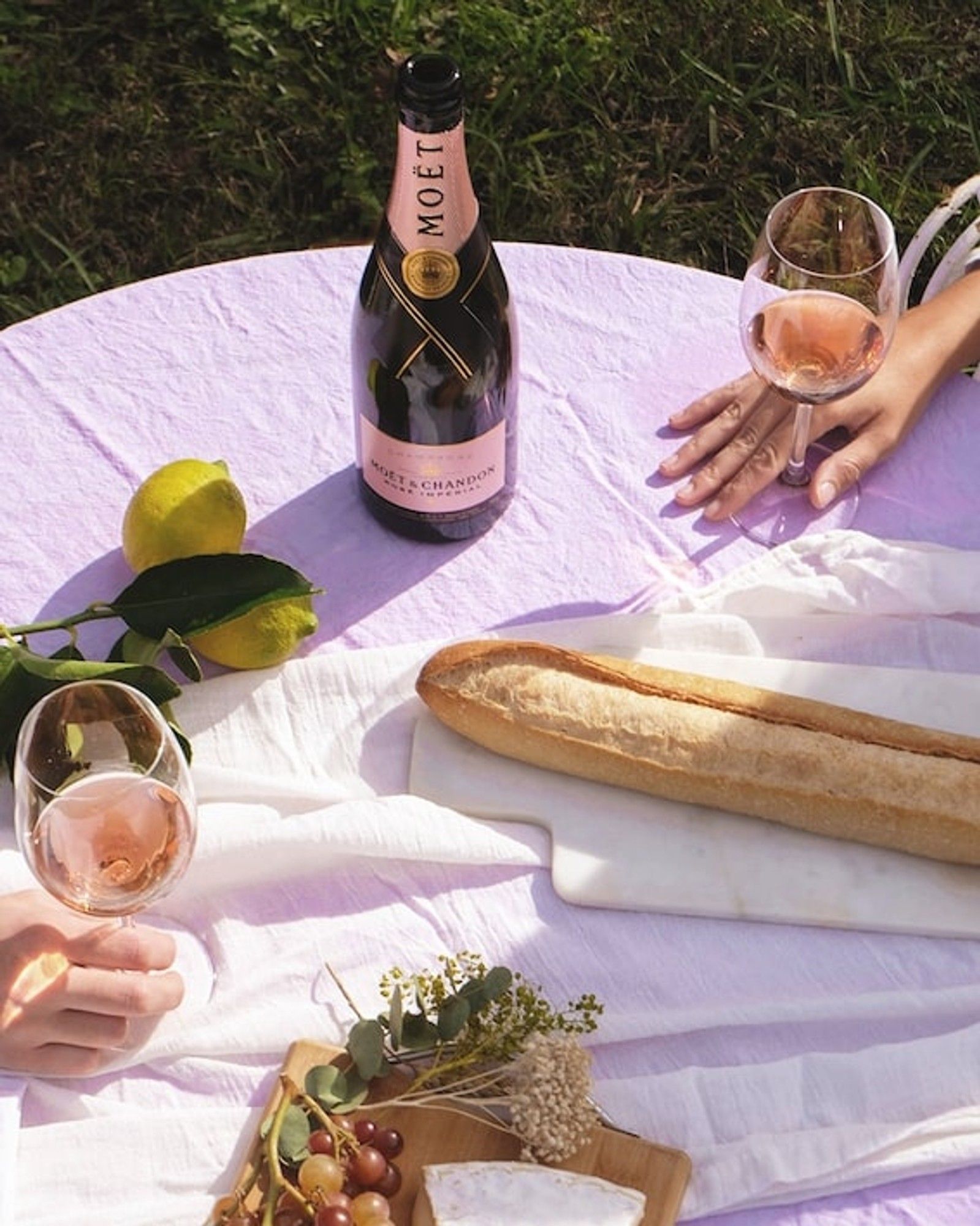 The best sparkling wines to drink this spring