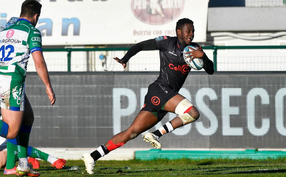 Sharks’ fullhouse trumps Benetton in hard-fought URC encounter