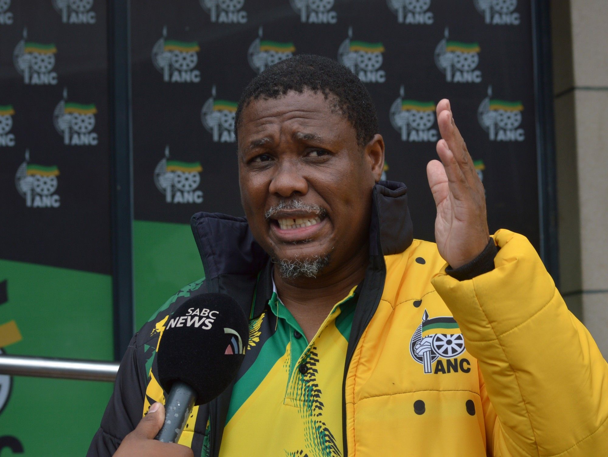 People support State Bank Bill, but will they use the bank?