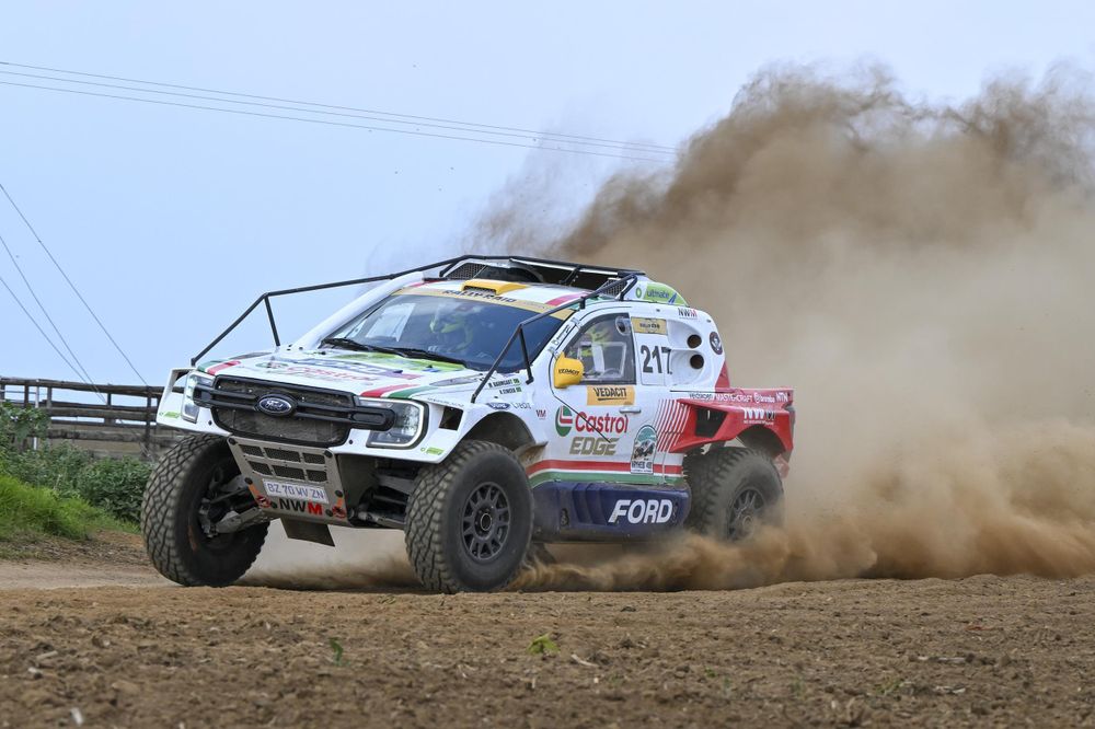 Vryheid 400: NWM Ford Rally-Raid team triumphs in challenging weather ...