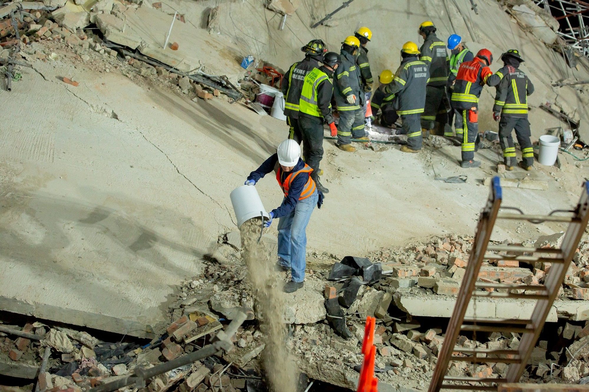 Building collapse: Rescue operation could take up to five days