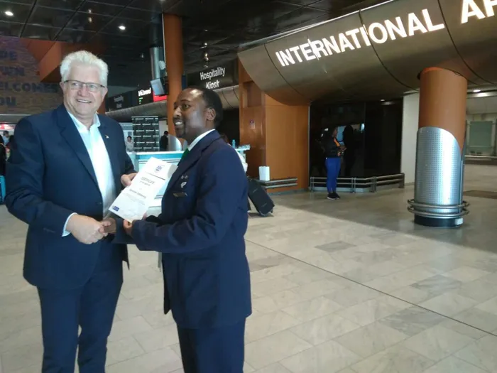 Shower together, says SAA #WaterCrisis hero