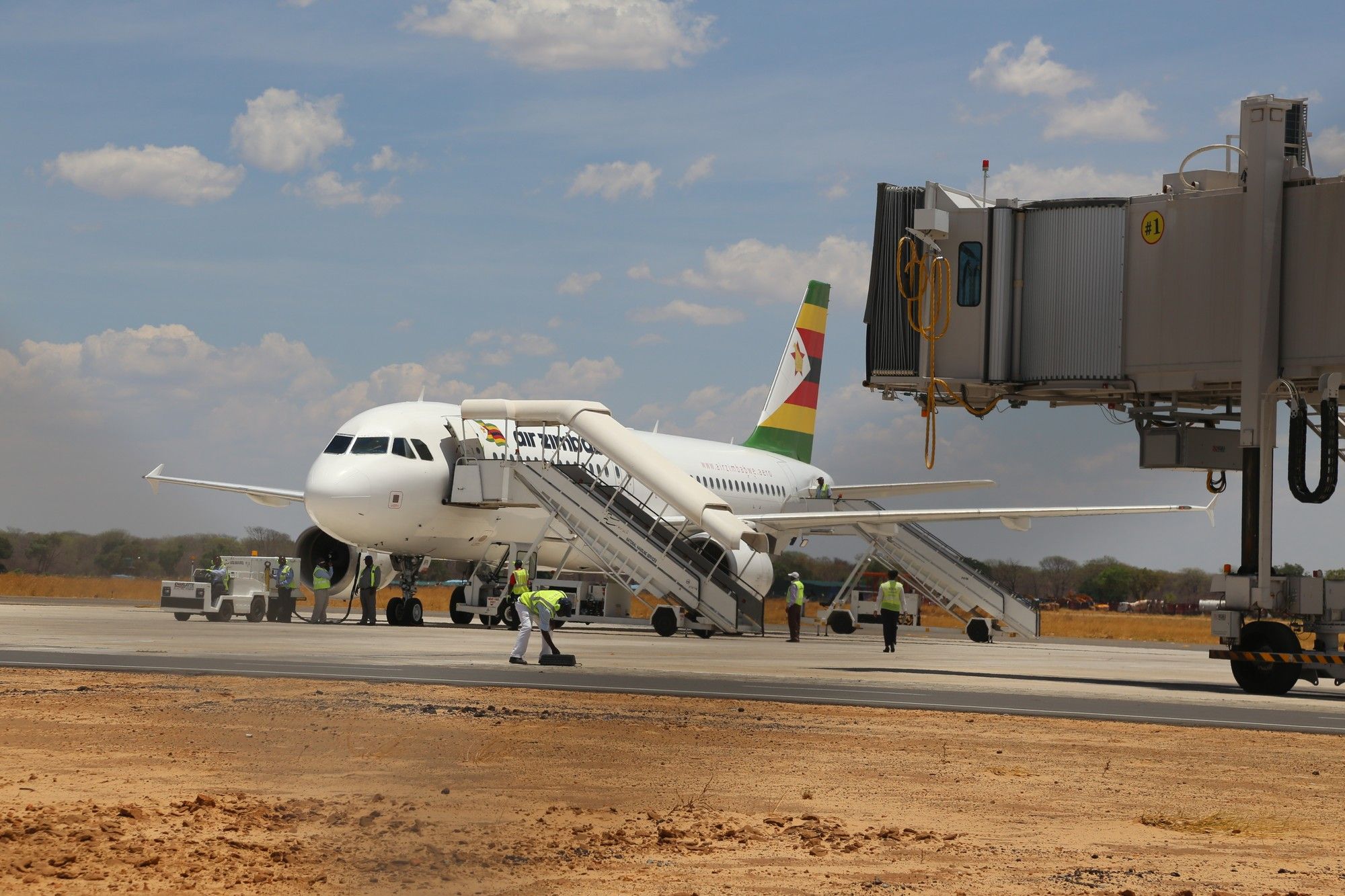 Air Zimbabwe resumes flights to SA after suspension lifted