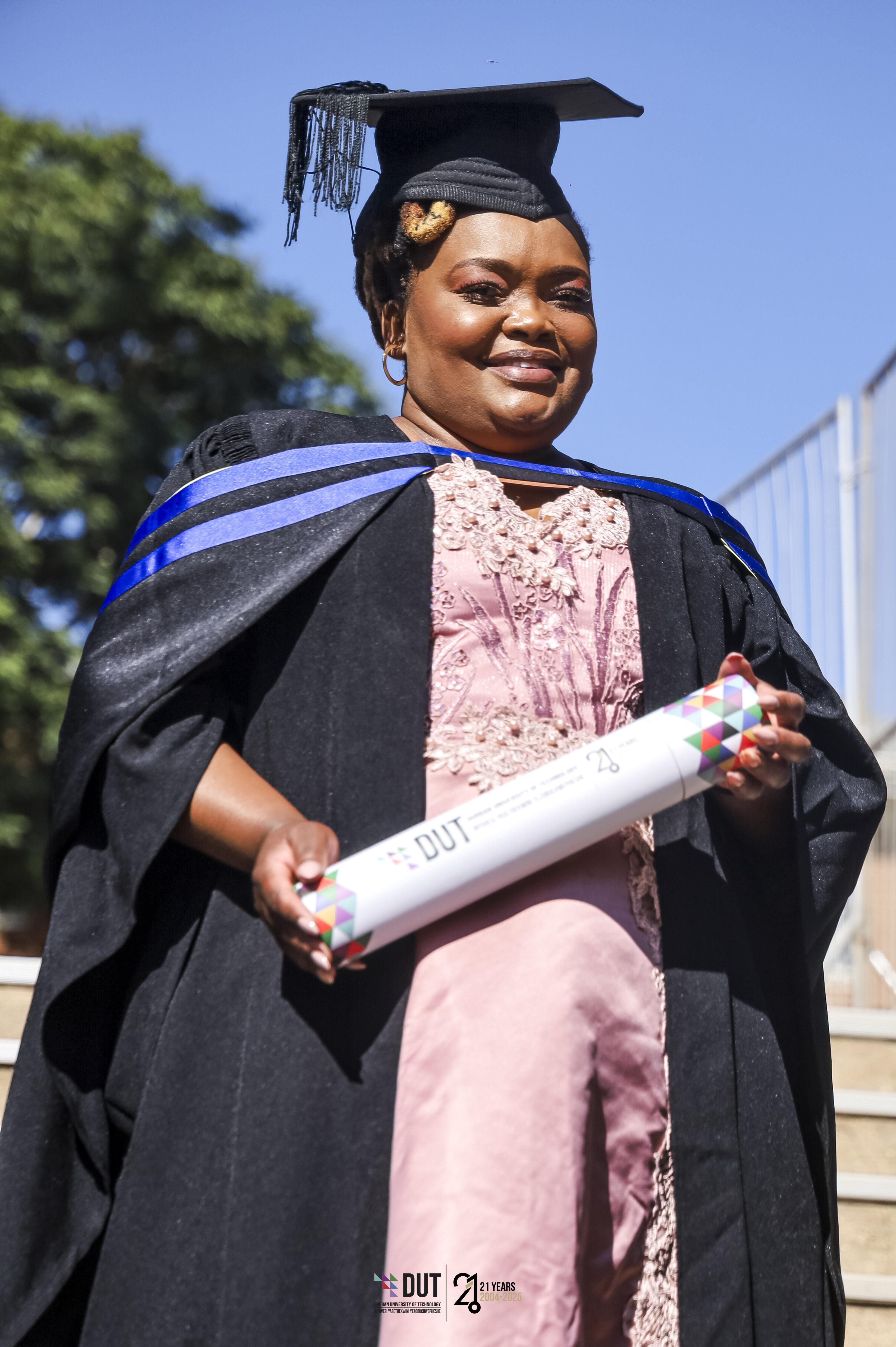 Ukhumbule unina ongasekho ethola umvuzo weminyaka ewu-15