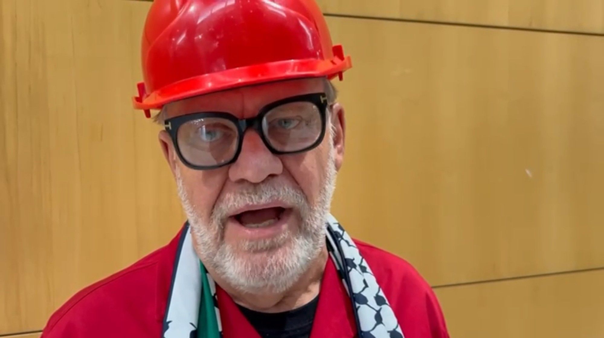 Carl Niehaus criticizes Manyi’s EFF departure: ‘Not the way to say ...