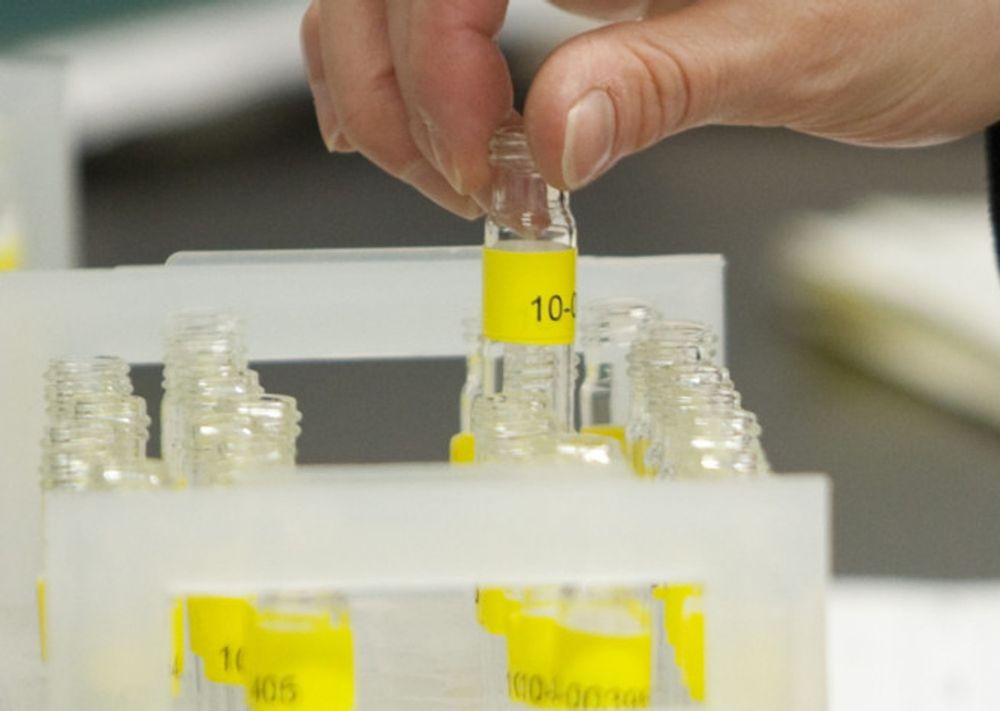 Swiss lab to assist in Armstrong probe