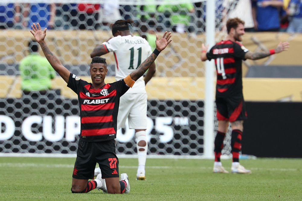 Flamengo stuns Chelsea in Club World Cup; Bayern edges Boca Juniors