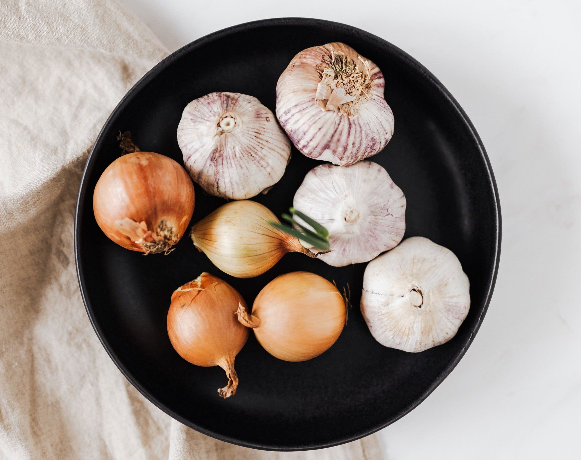 WATCH: Why you should never throw your garlic and onion peel away