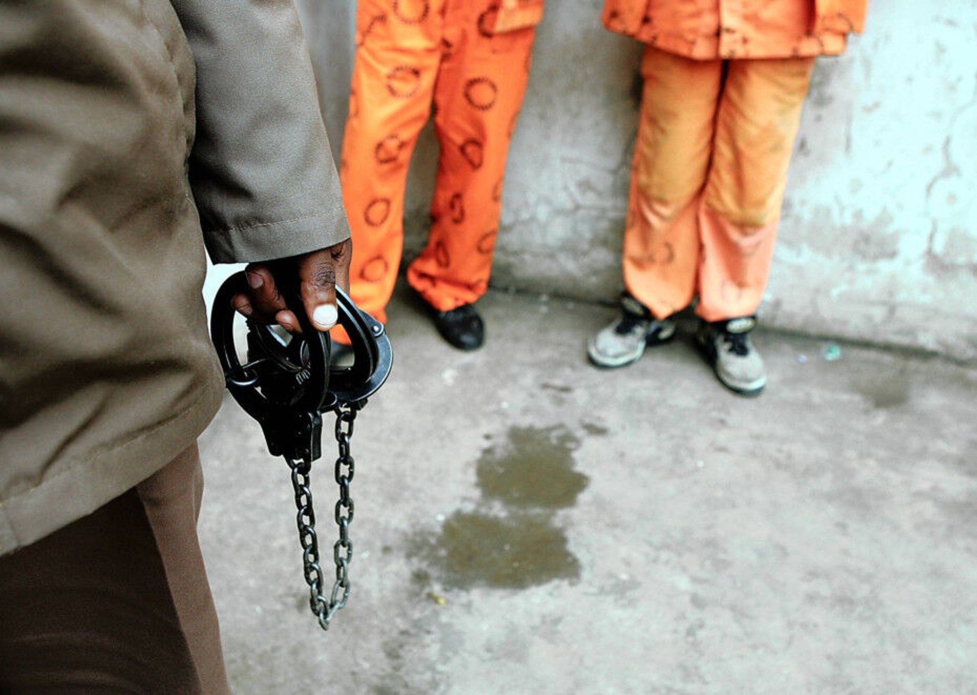 Former gang boss prisoner 'suicidal’