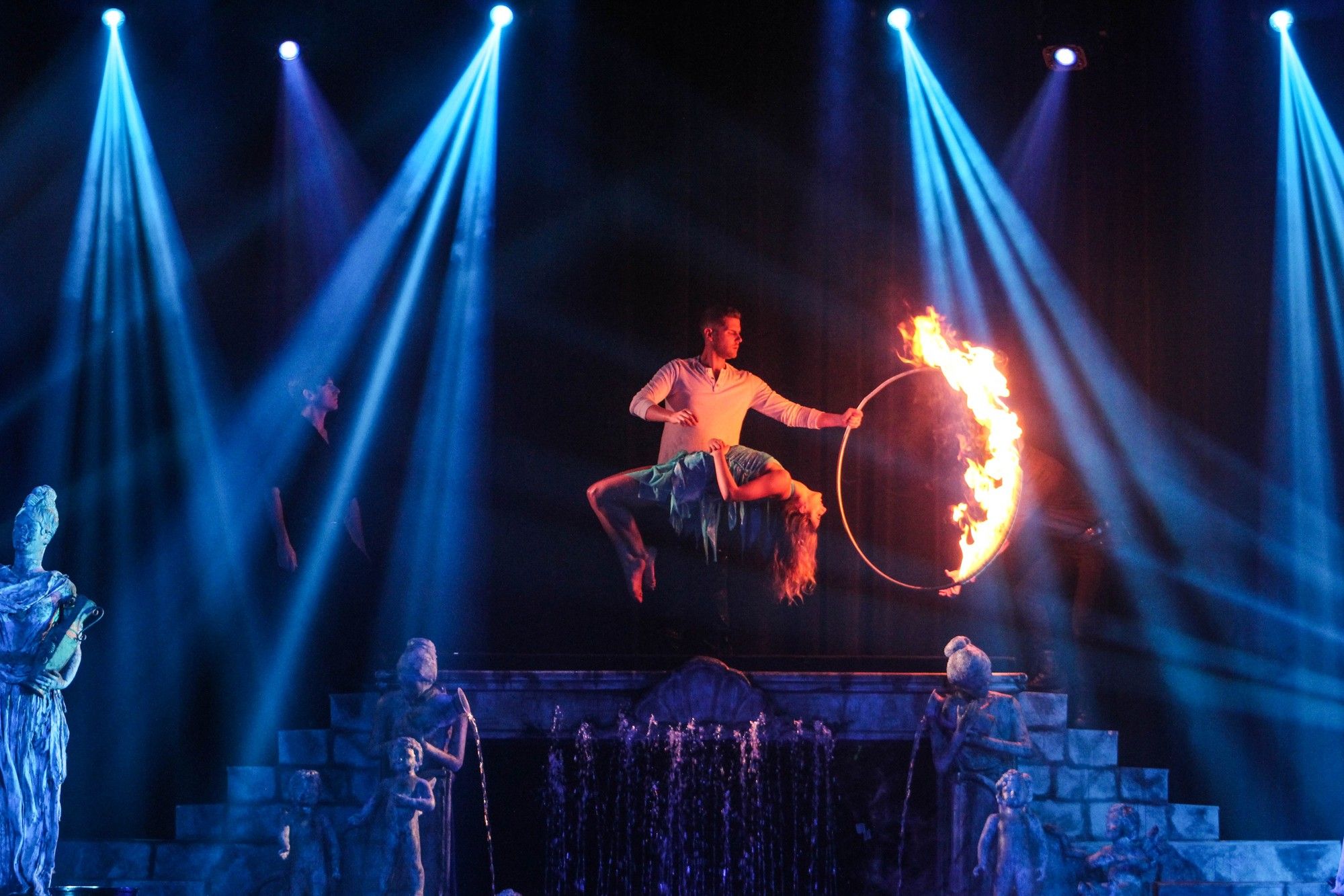 Experience the magic of Rob Lake