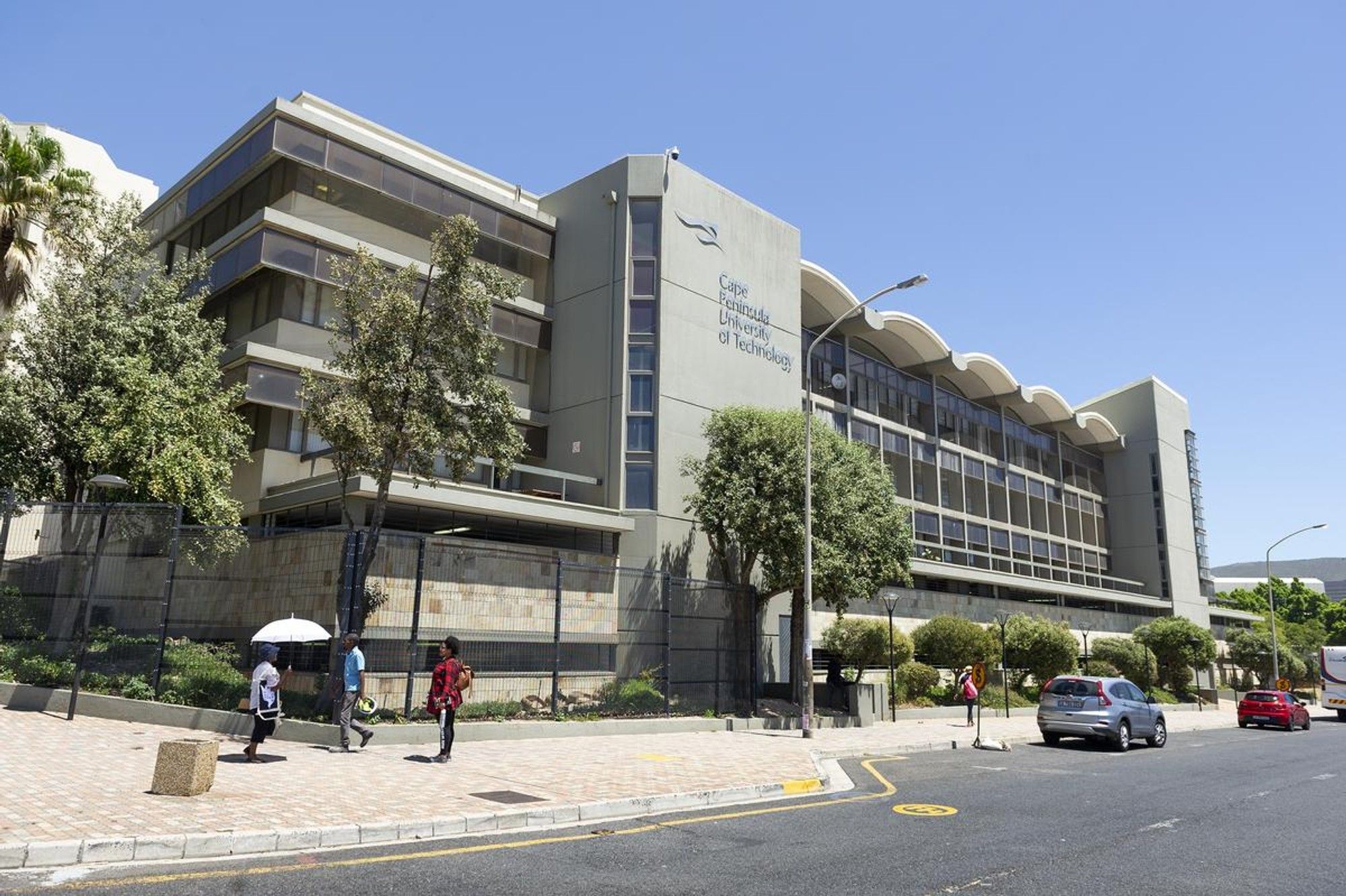 CPUT students say no to bus offer