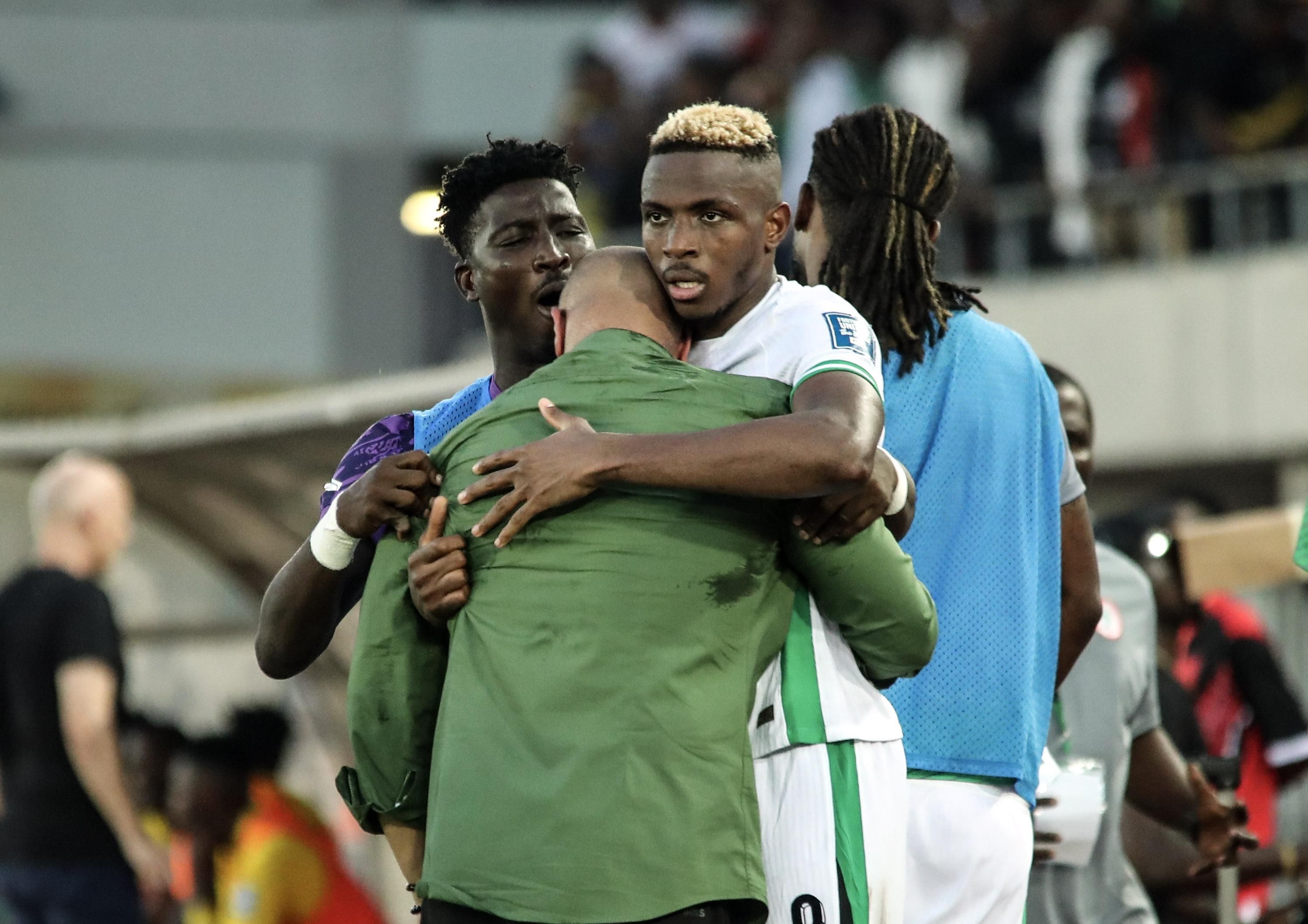 WATCH | Nigerian fan’s epic meltdown as Super Eagles drop crucial World ...