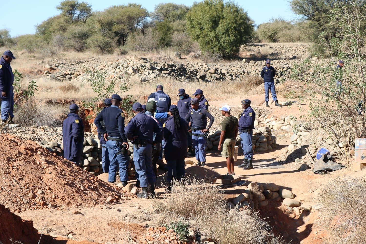 Fifteen arrested in Northern Cape for illegal mining and immigration ...
