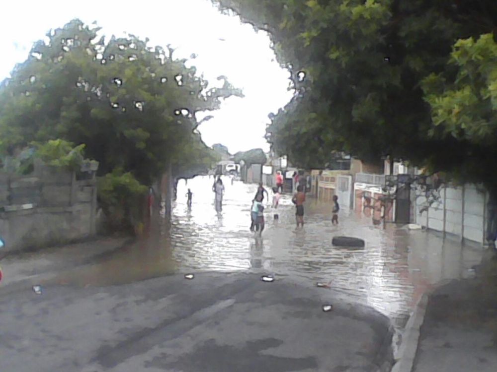 #WaterCrisis: Leaking water main pipe repaired