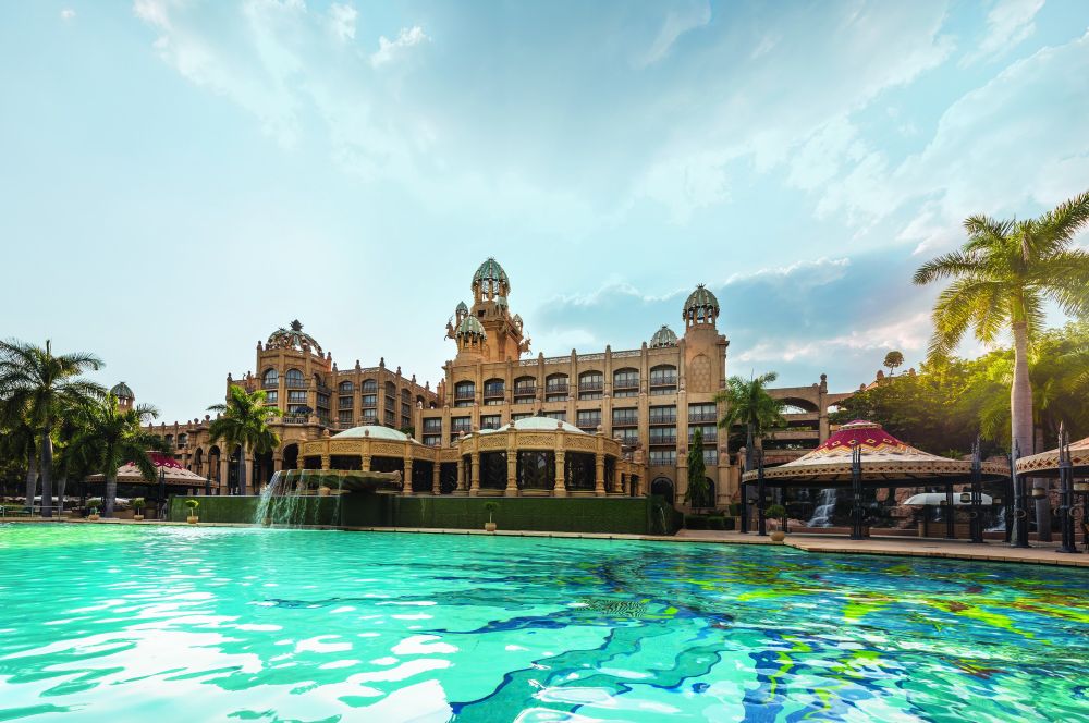 Win a weekend for 2 at the Lost City worth R25,000