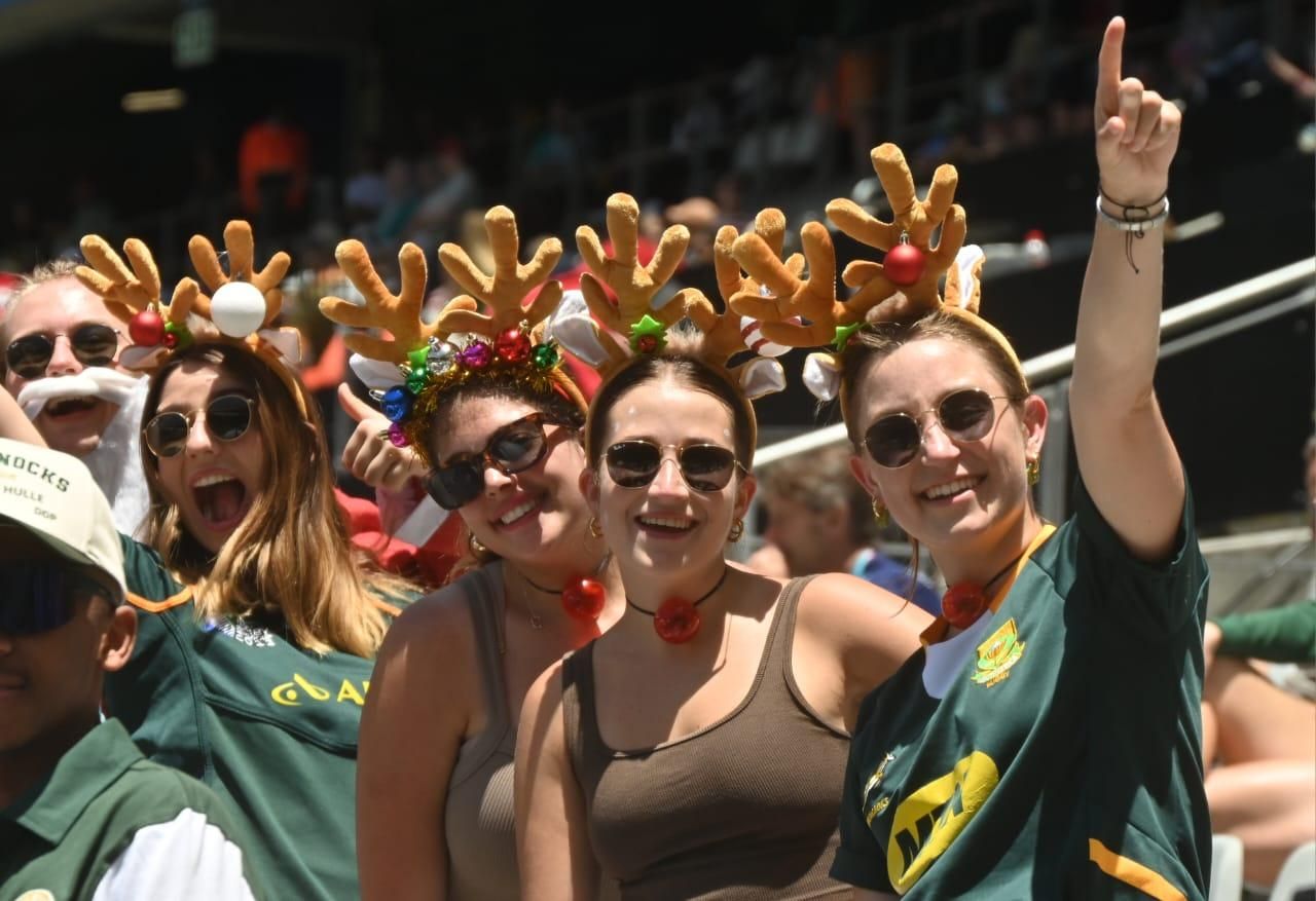 Blitzboks dominate Argentina to secure Cape Town Sevens semi-final spot