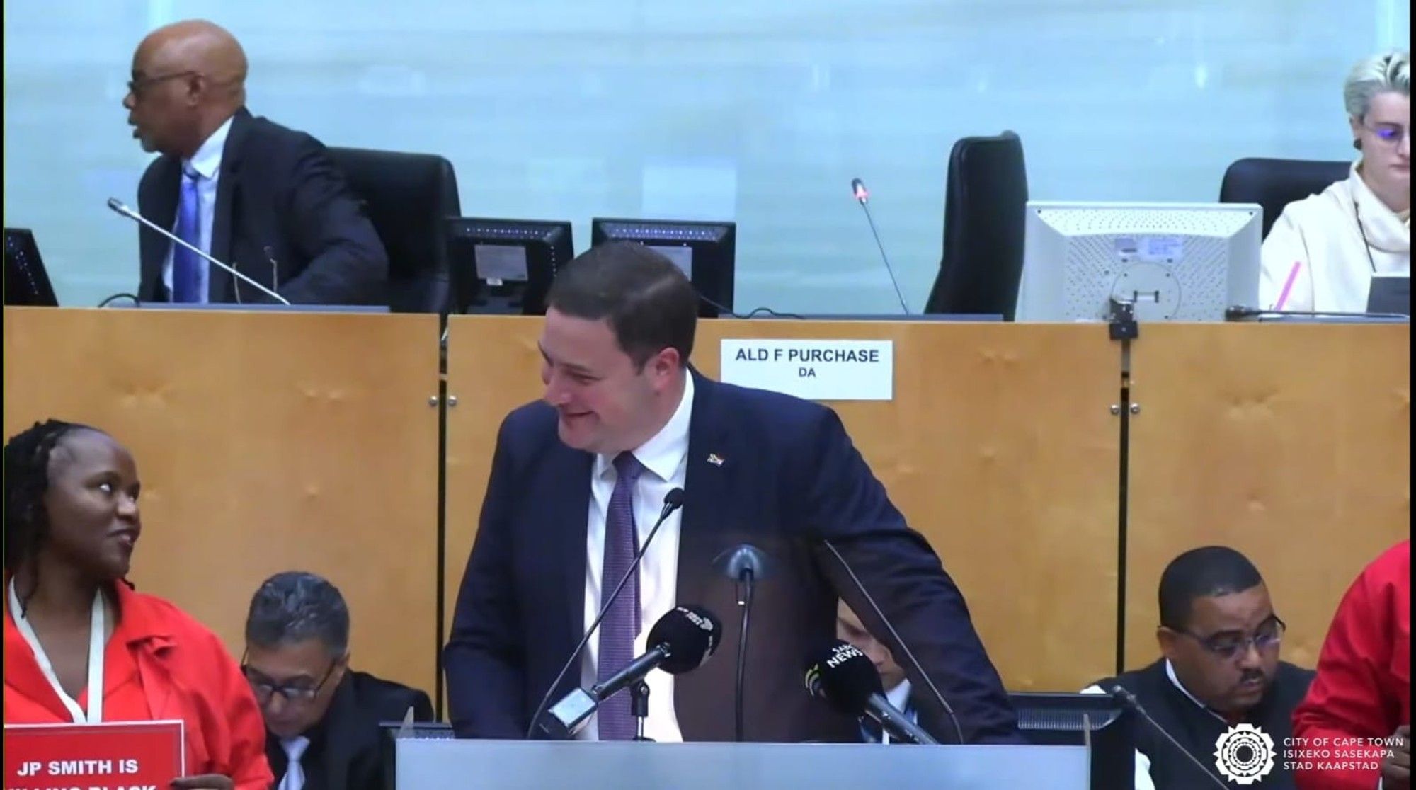 EFF councillors force Cape Town mayor Hill-Lewis off council podium ...