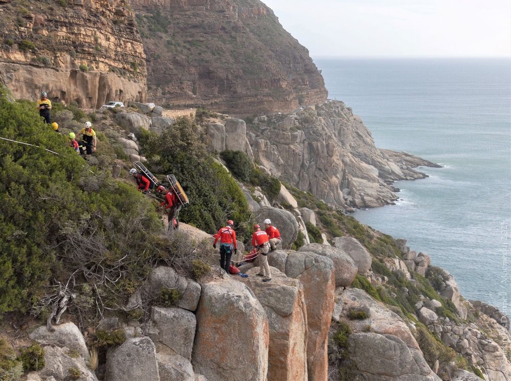 Man’s 20m death fall on Chapman’s Peak among 5 105 EMS cases