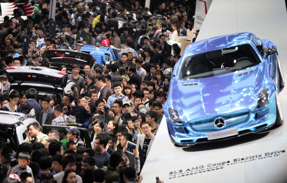 Luxury car brands target China’s wealthy