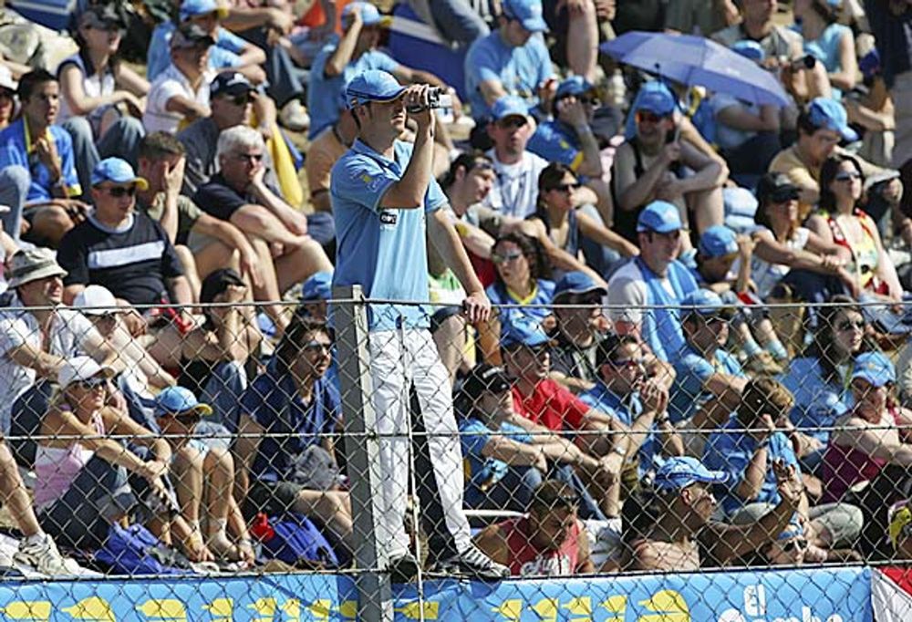 Renault and Asturias blue eclipse Ferrari red