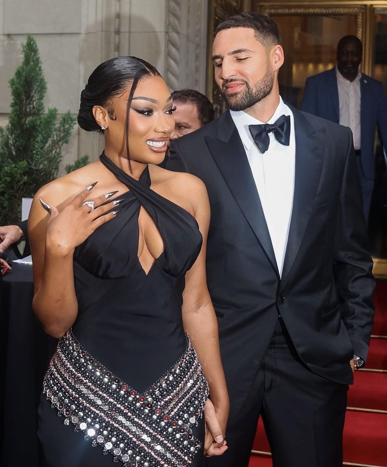 Love on the red carpet: Megan Thee Stallion and Klay Thompson make ...