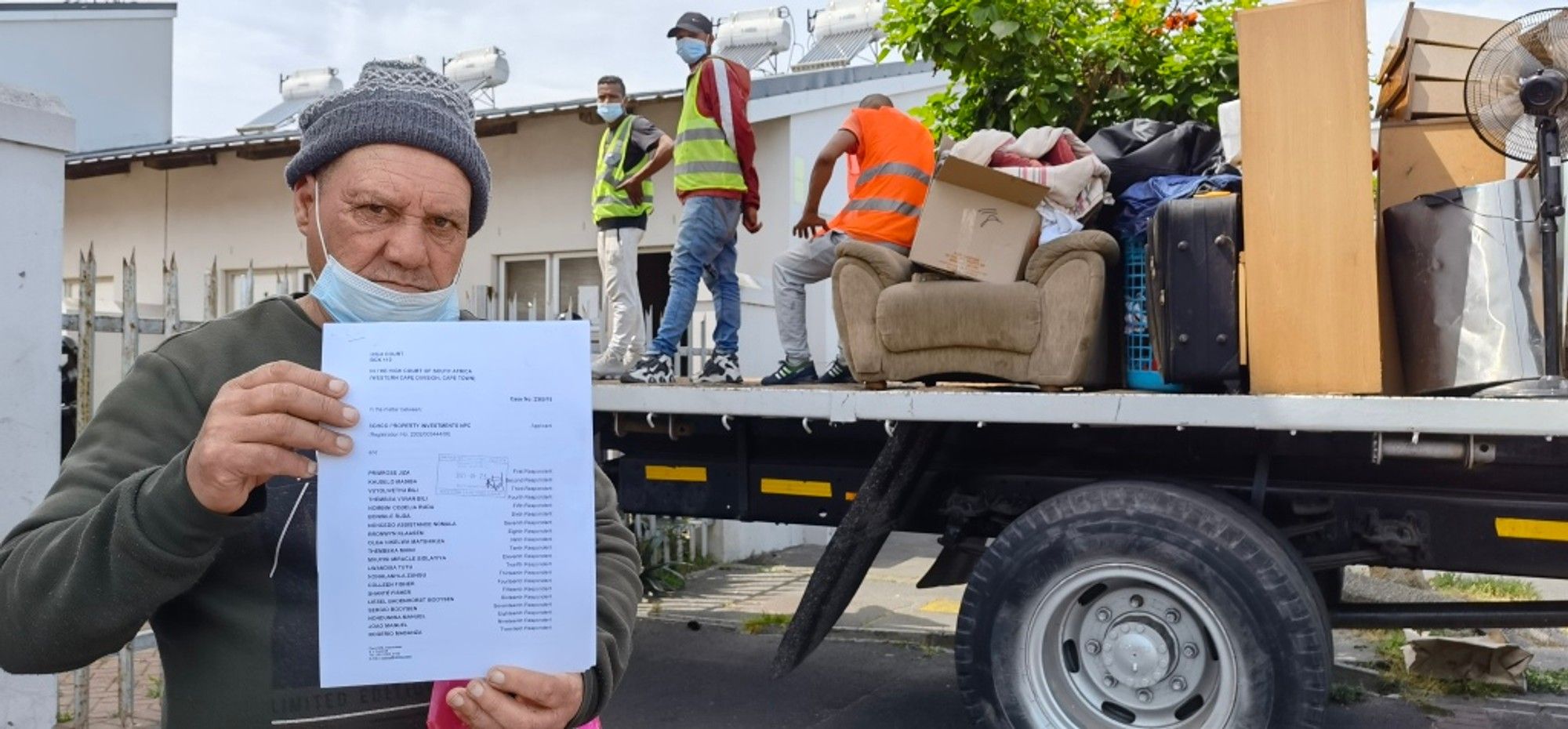 26 families lose homes at Steenvilla