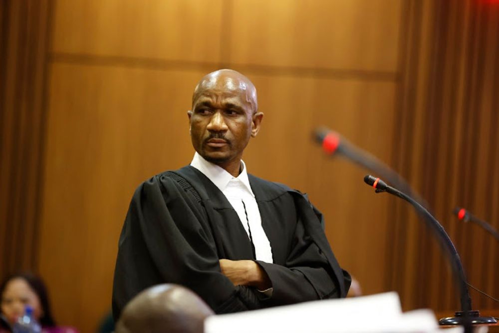 Malesela Teffo faces urgent application to hold him in contempt of court