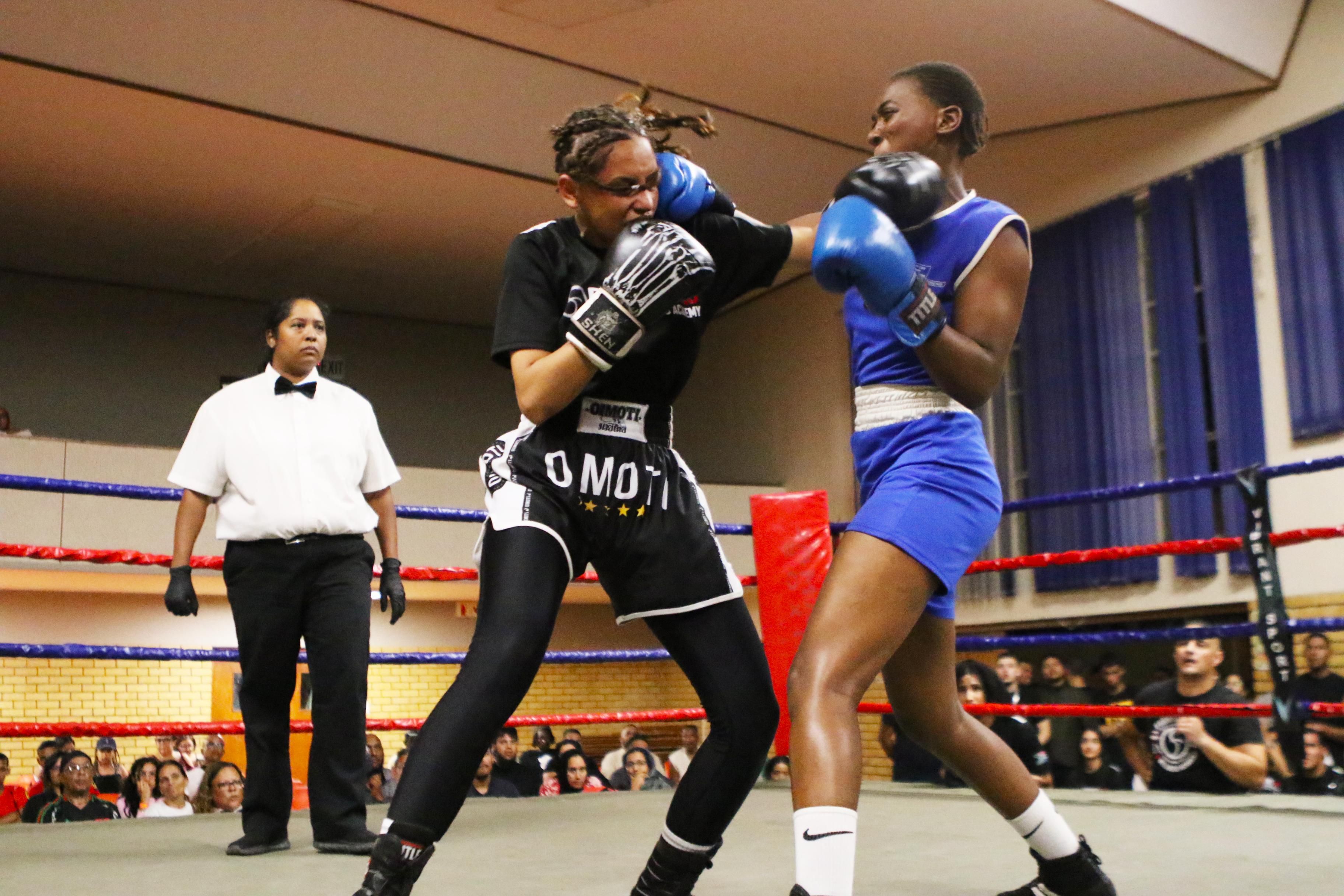 Rising stars fight promotion debut show a big success