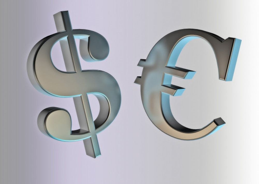 Euro creeps higher