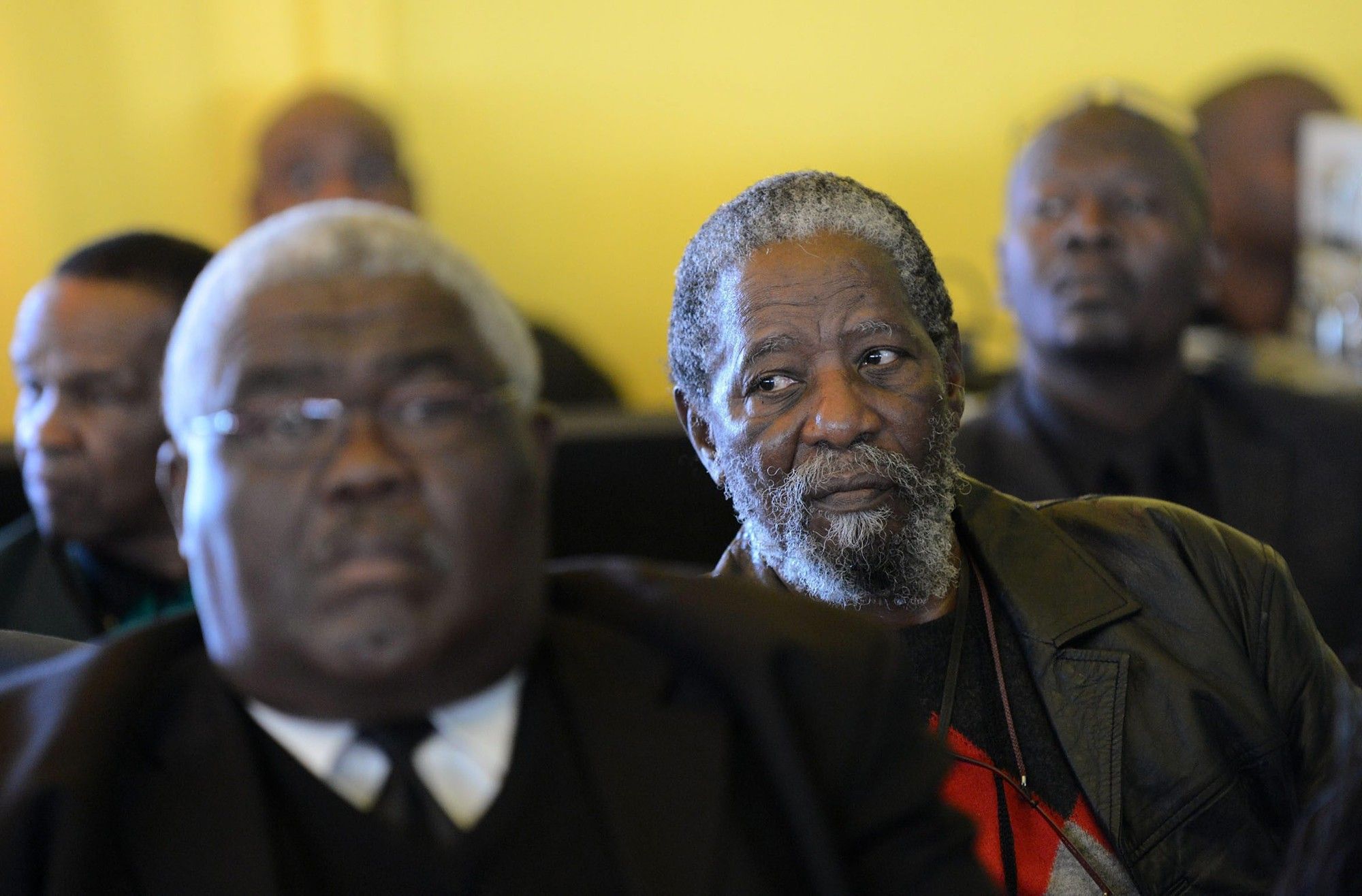 Joe Mafela dies in car crash