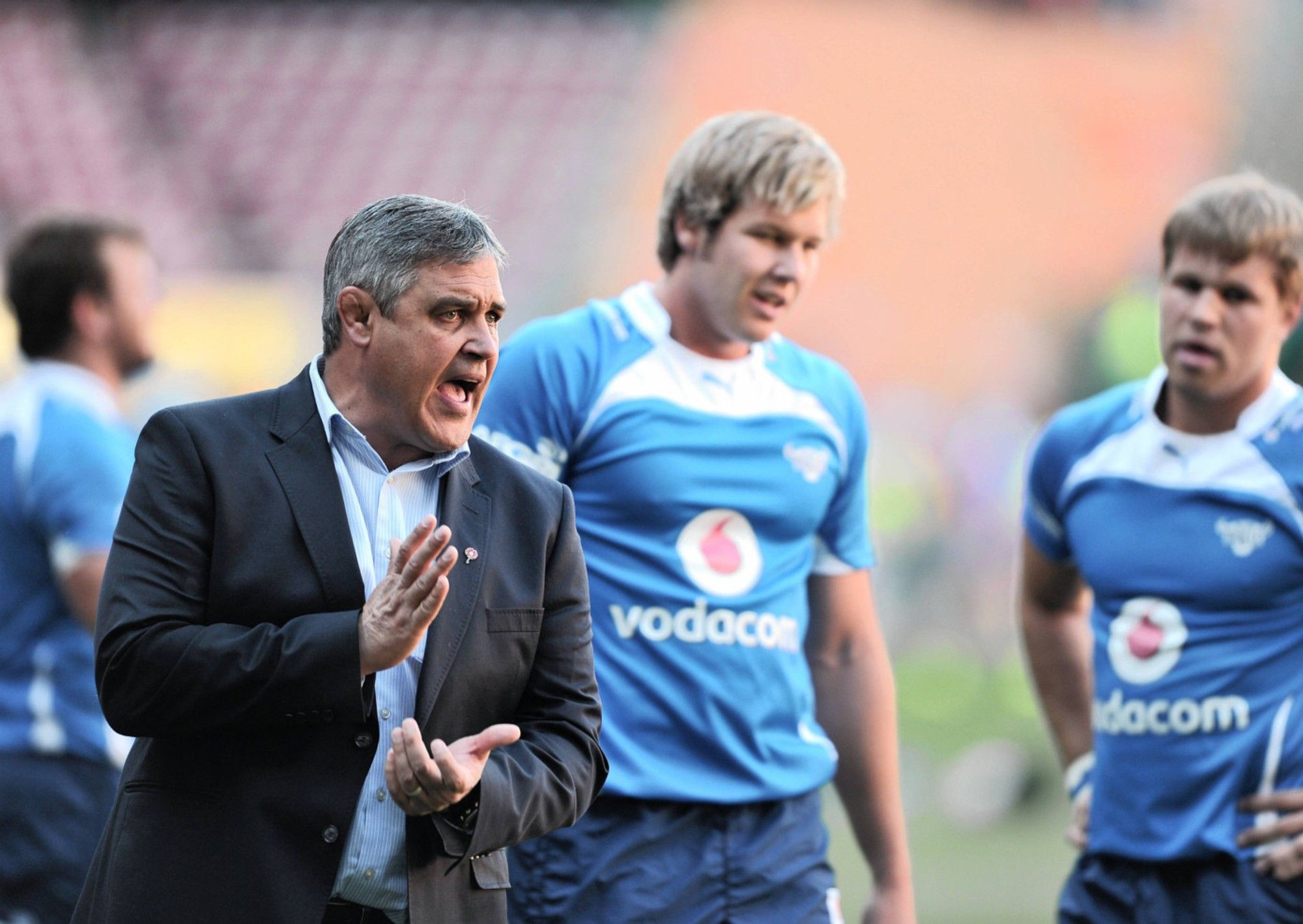 Desperate times for Ludeke, Bulls