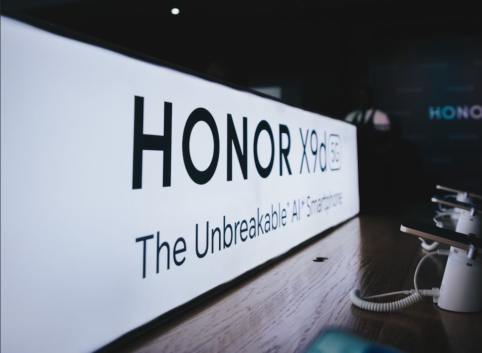 HONOR X9d 5G Goes Unbreakable With Mzansi’s Sporting Stars at Today’s ...