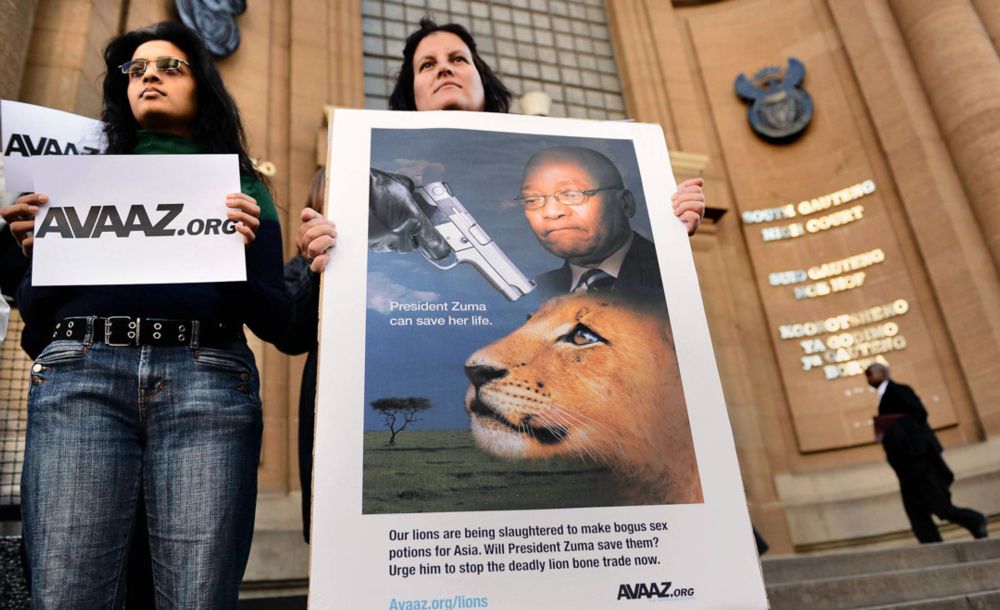 Acsa sued over airport posters