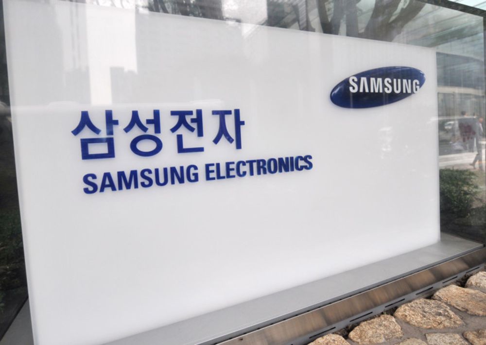 Kids, age 5, cram for Samsung jobs