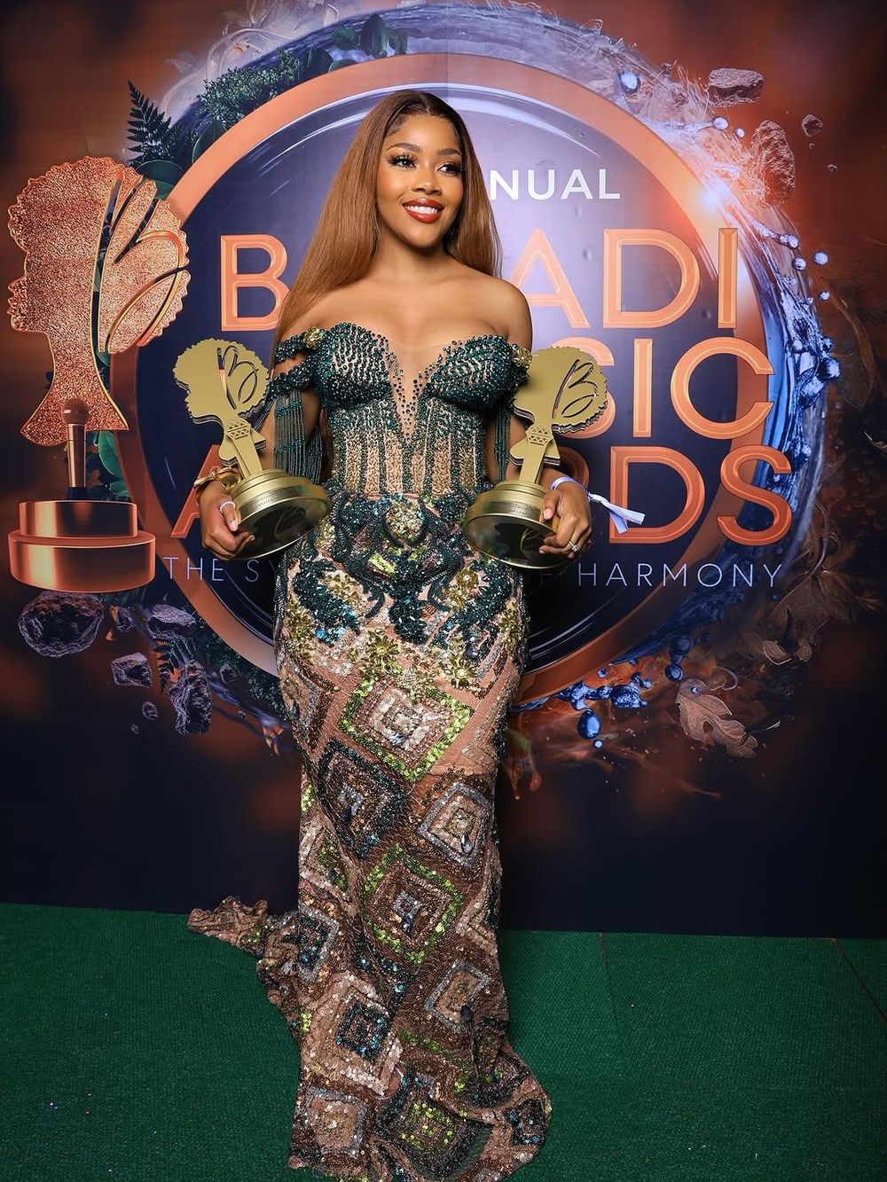 Moozlie, Kharishma, Liyema Pantsi, and Babalwa M shine at the Basadi in ...