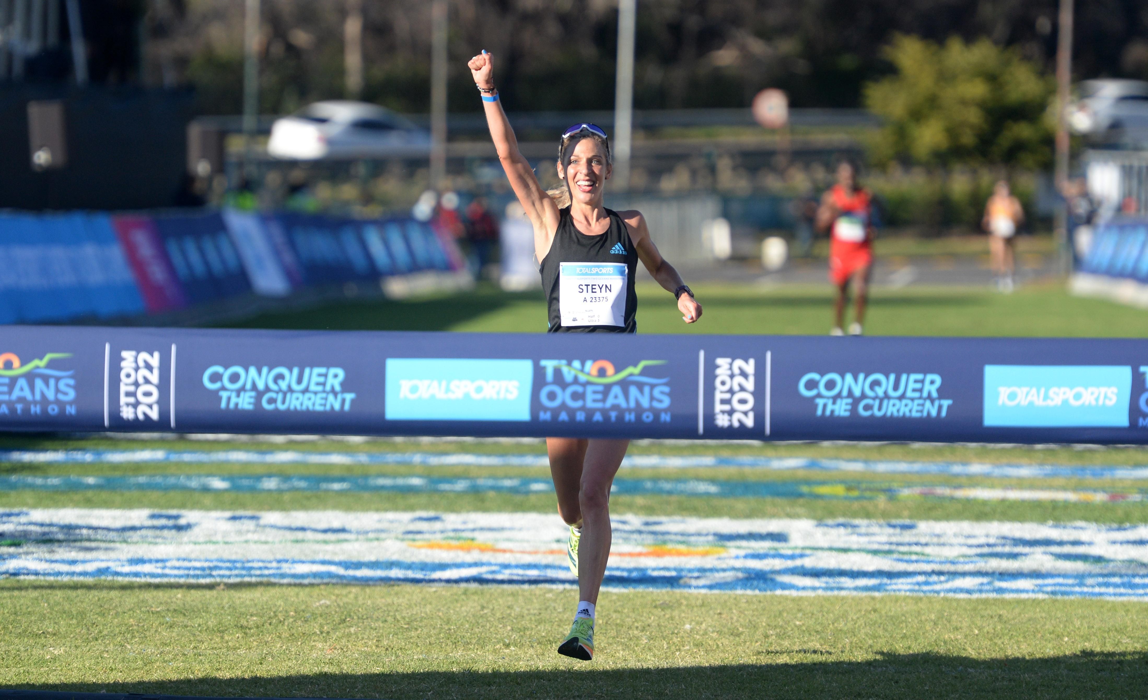 Gerda Steyn aims for record sixth win at the Two Oceans Marathon